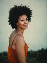 Broke. Alone. A Kinky Love Story - Film 2024 - FILMSTARTS.de