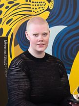 Touched - Film 2023 - FILMSTARTS.de