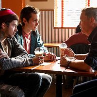 Foto zum Film Proximity - Bild 1 auf 6 - FILMSTARTS.de