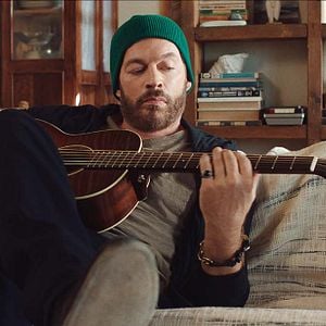 Find Me Falling - Film 2024 - FILMSTARTS.de