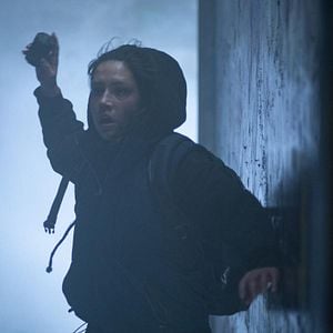 Planet B - Gefangen in einer anderen Welt - Film 2024 - FILMSTARTS.de