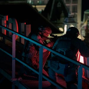 iHostage - Film 2025 - FILMSTARTS.de