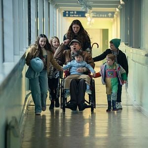 Goodbye June - Film 2025 - FILMSTARTS.de