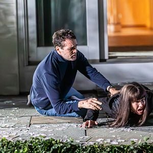 Bloodline Killer - Film 2024 - FILMSTARTS.de