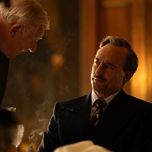 The Critic - Film 2023 - FILMSTARTS.de