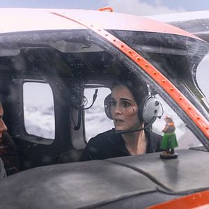 Flight Risk - Film 2024 - FILMSTARTS.de