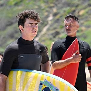 The Surfer - Film 2024 - FILMSTARTS.de