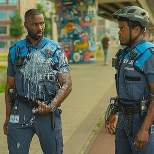 Almost Cops - Film 2025 - FILMSTARTS.de