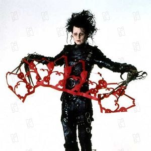 Edward mit den Scherenhänden - Film 1990 - FILMSTARTS.de