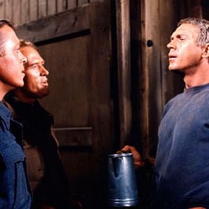 Gordon Jackson - FILMSTARTS.de