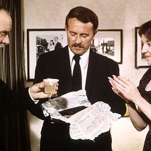 Frenzy - Film 1972 - FILMSTARTS.de