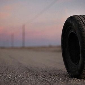 Rubber - Film 2010 - FILMSTARTS.de