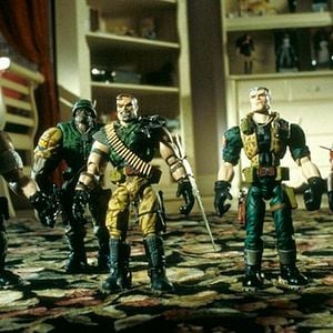 Small Soldiers - Film 1998 - FILMSTARTS.de