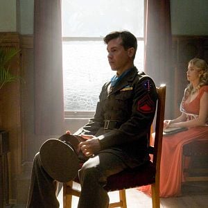 The Pacific - TV-serie 2010 - FILMSTARTS.de