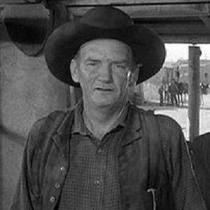 Millard Mitchell - FILMSTARTS.de