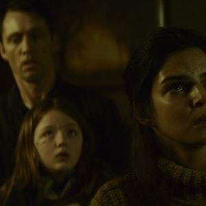 Extinction - Film 2015 - FILMSTARTS.de