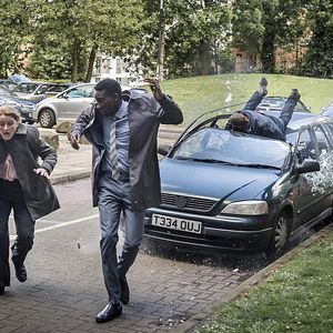 Bilder und Fotos zur Serie Prey - Die Beute - FILMSTARTS.de