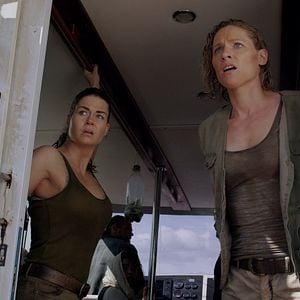 Planet Of The Sharks - Film 2016 - FILMSTARTS.de