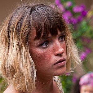 Renault 4 - Film 2019 - FILMSTARTS.de