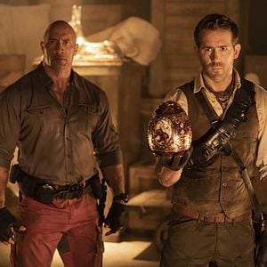 Red Notice - Film 2021 - FILMSTARTS.de