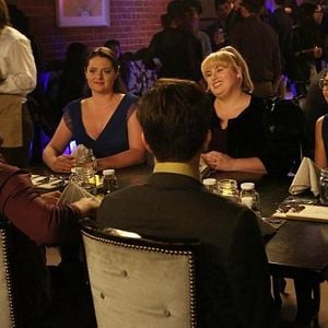 Bilder und Fotos auf Super Fun Night Staffel 1 - FILMSTARTS.de