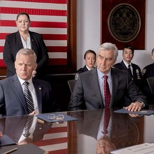 Bilder und Fotos auf Law & Order Staffel 21 - FILMSTARTS.de