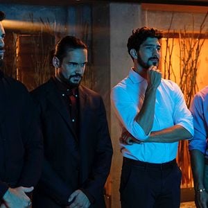 Girls To Buy - Film 2021 - FILMSTARTS.de