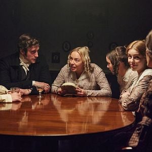 Emily - Film 2022 - FILMSTARTS.de