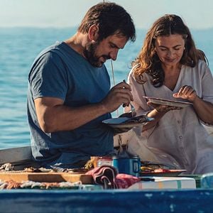 Faraway - Film 2023 - FILMSTARTS.de