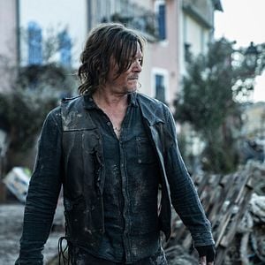 Bilder und Fotos auf The Walking Dead: Daryl Dixon Staffel 2 - FILMSTARTS.de
