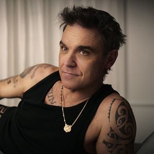 Bilder und Fotos auf Robbie Williams Staffel 1 - FILMSTARTS.de