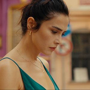 Asche - Film 2024 - FILMSTARTS.de