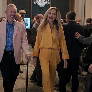 First Class - Film 2024 - FILMSTARTS.de