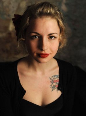 Molly Dunsworth - FILMSTARTS.de