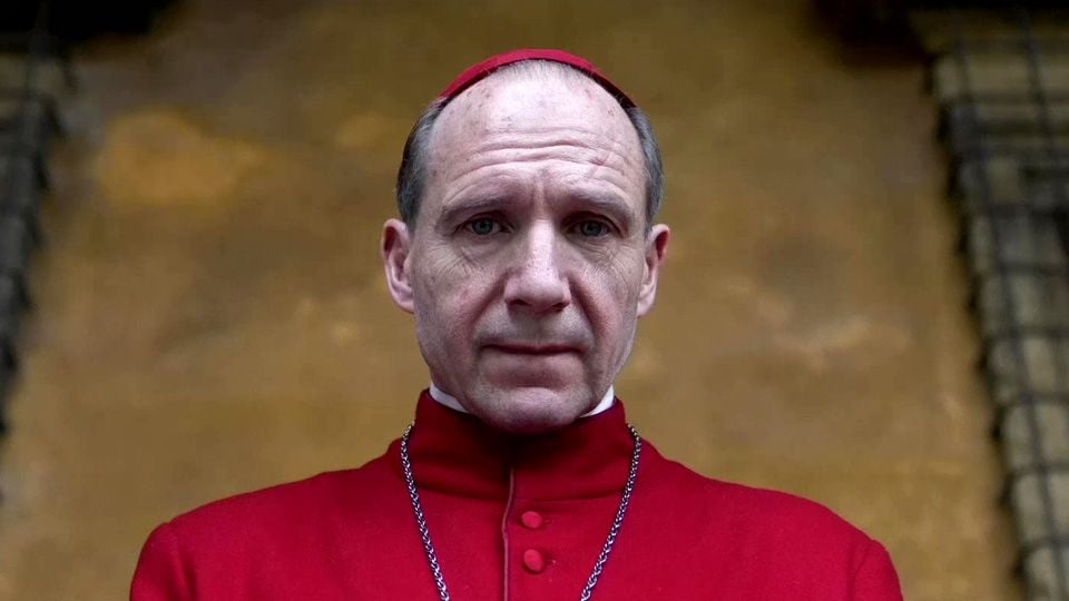 Konklave Trailer - Konklave Trailer OV - FILMSTARTS.de