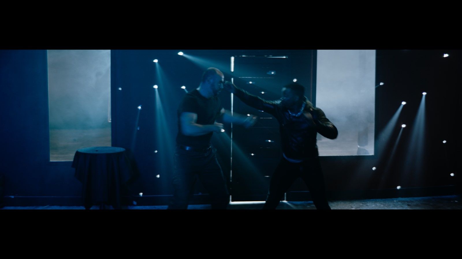 Foto zum Film MR-9: Secret Agent - Bild 2 auf 15 - FILMSTARTS.de