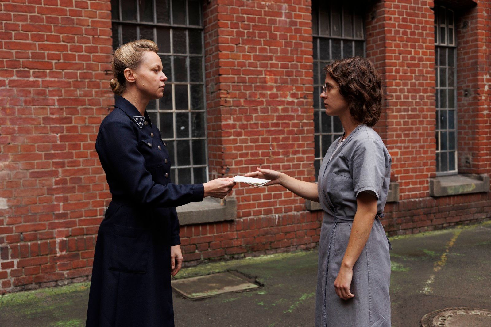 Foto zum Film In Liebe, Eure Hilde - Bild 7 auf 16 - FILMSTARTS.de