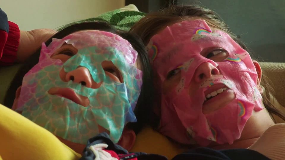 Fwends Teaser - Fwends Teaser OV - FILMSTARTS.de