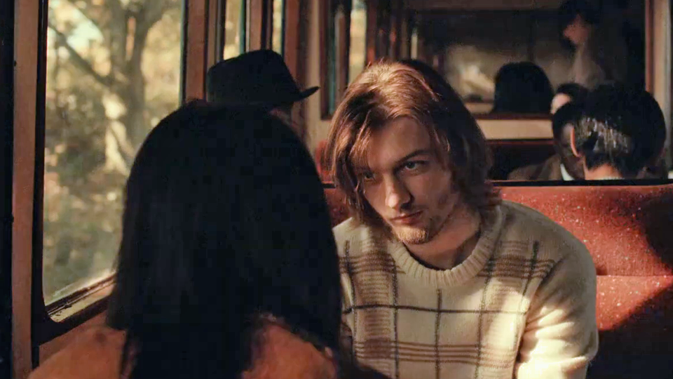 Snerting Trailer - Touch Trailer DF - FILMSTARTS.de