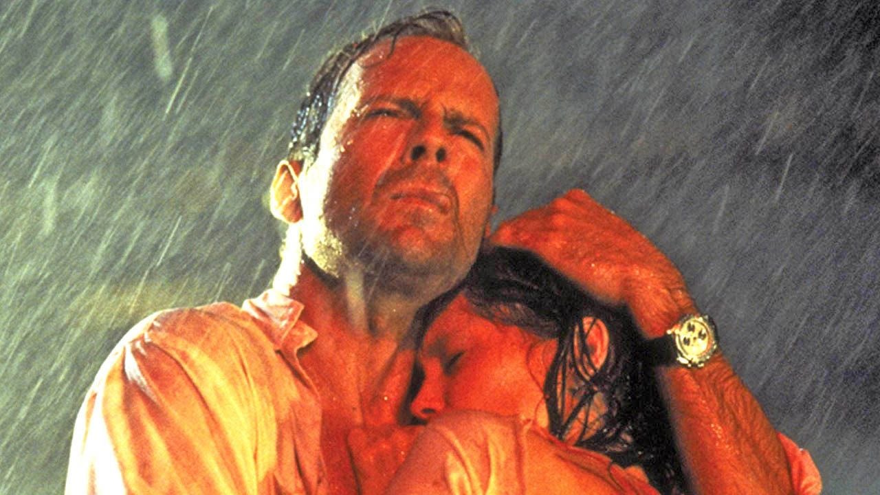 Dieser Thriller-Flop gilt als einer der schlechtesten Filme von Bruce ...