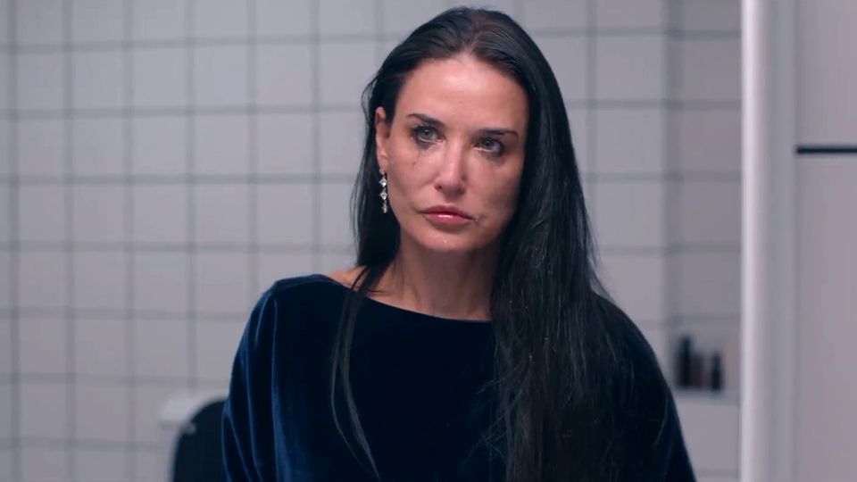 The Substance Trailer - The Substance Trailer DF - FILMSTARTS.de