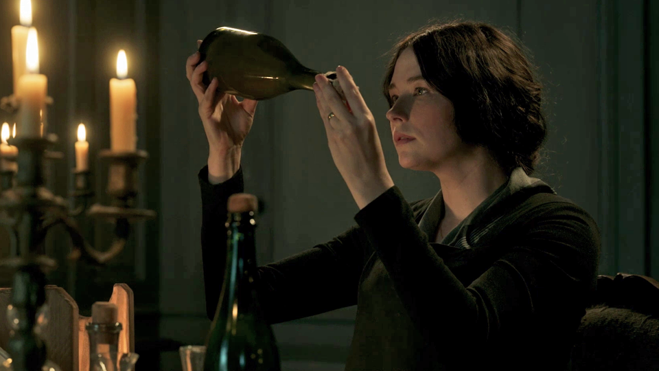 Die Witwe Clicquot Trailer - Die Witwe Clicquot Trailer DF - FILMSTARTS.de