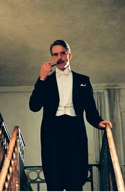 Bild zu Istvan Szabo - Alle lieben Julia : Bild Jeremy Irons, Istvan Szabo - Foto 15 von 54 ...