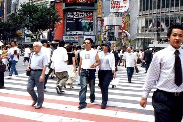 Bild zu Kyi Soe Tun - Bild Kyi Soe Tun - Foto 3 von 9 - FILMSTARTS.de