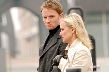 Bild zu Rupert Penry-Jones - Bild Rupert Penry-Jones, Hermione Norris ...