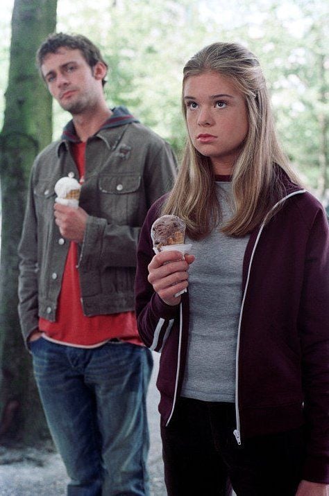 Bild zu Ellen Muth - Bild Callum Blue, Ellen Muth - Foto 11 von 16 ...