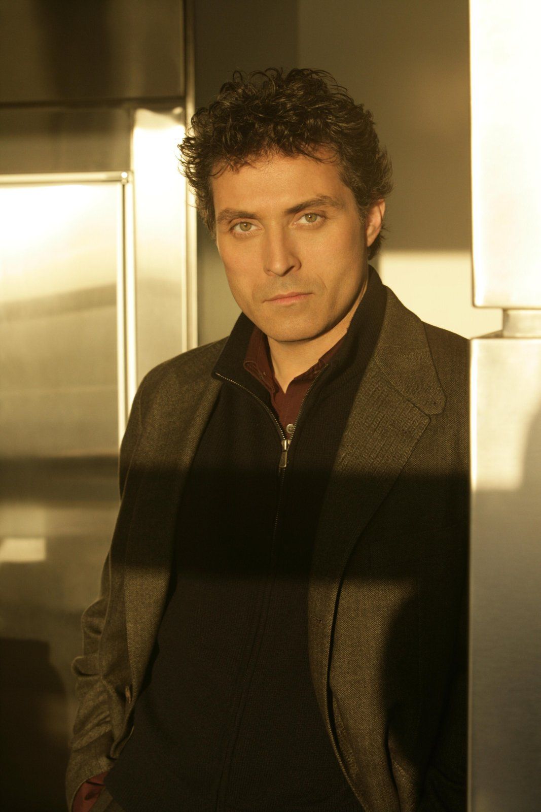 Bild zu Rufus Sewell - Bild Rufus Sewell - Foto 55 von 60 - FILMSTARTS.de