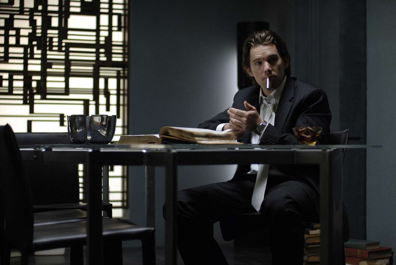 Bild zu Michael Spierig - Daybreakers : Bild Ethan Hawke, Michael ...