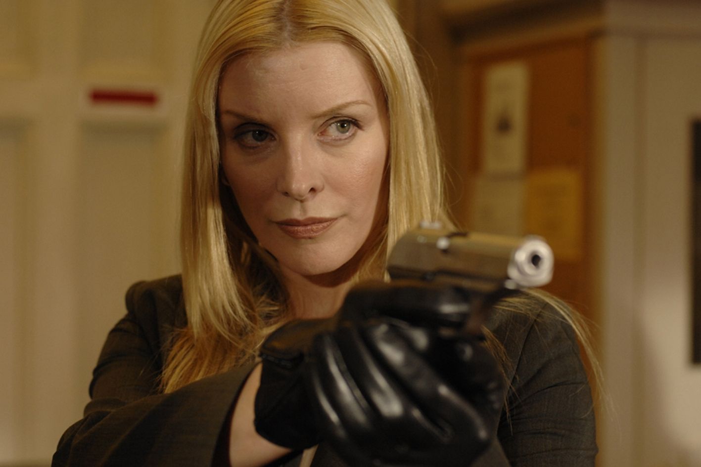 Foto zu Black Swarm - Bild 6 auf 11 - FILMSTARTS.de