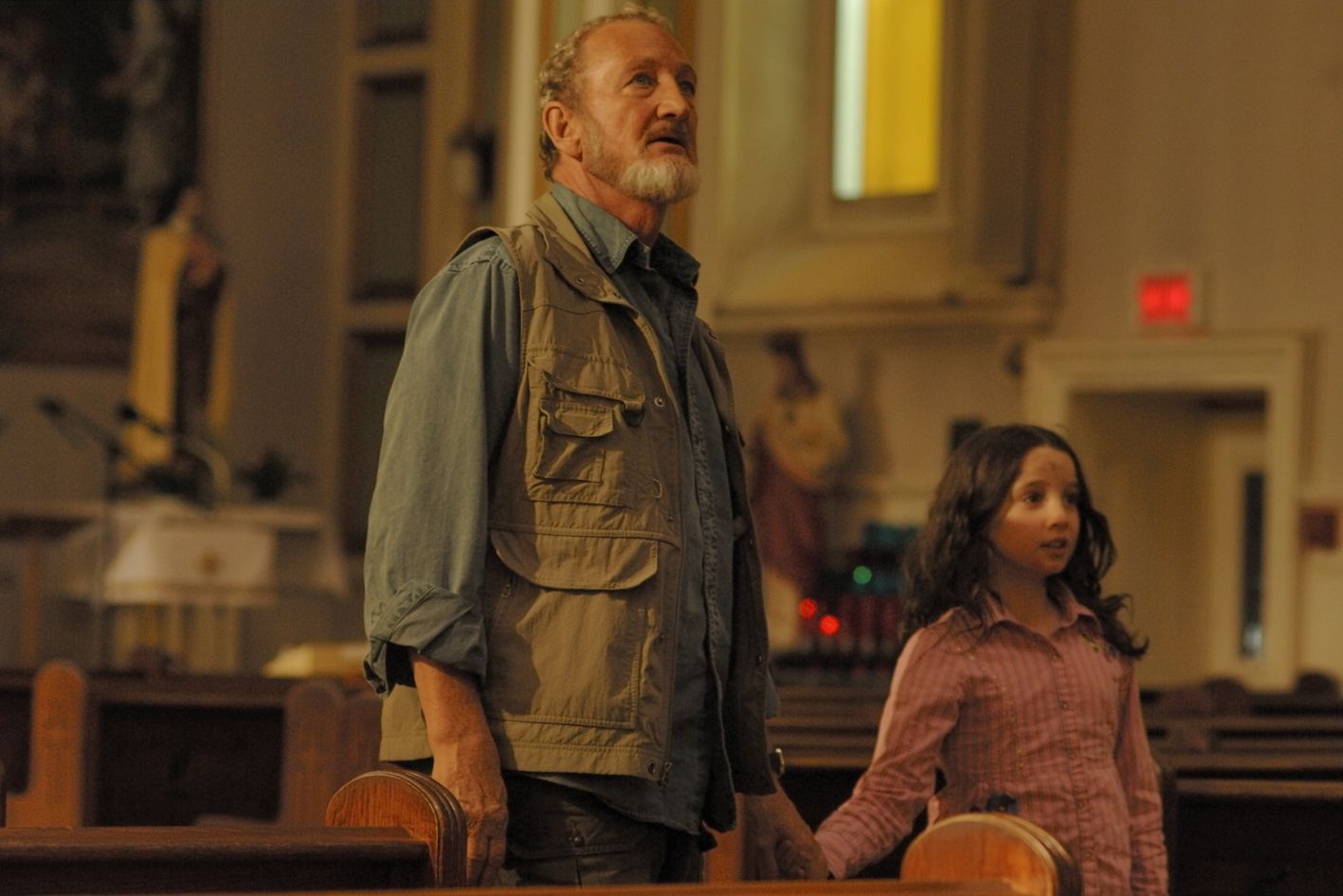 Foto zu Black Swarm - Bild 7 auf 11 - FILMSTARTS.de